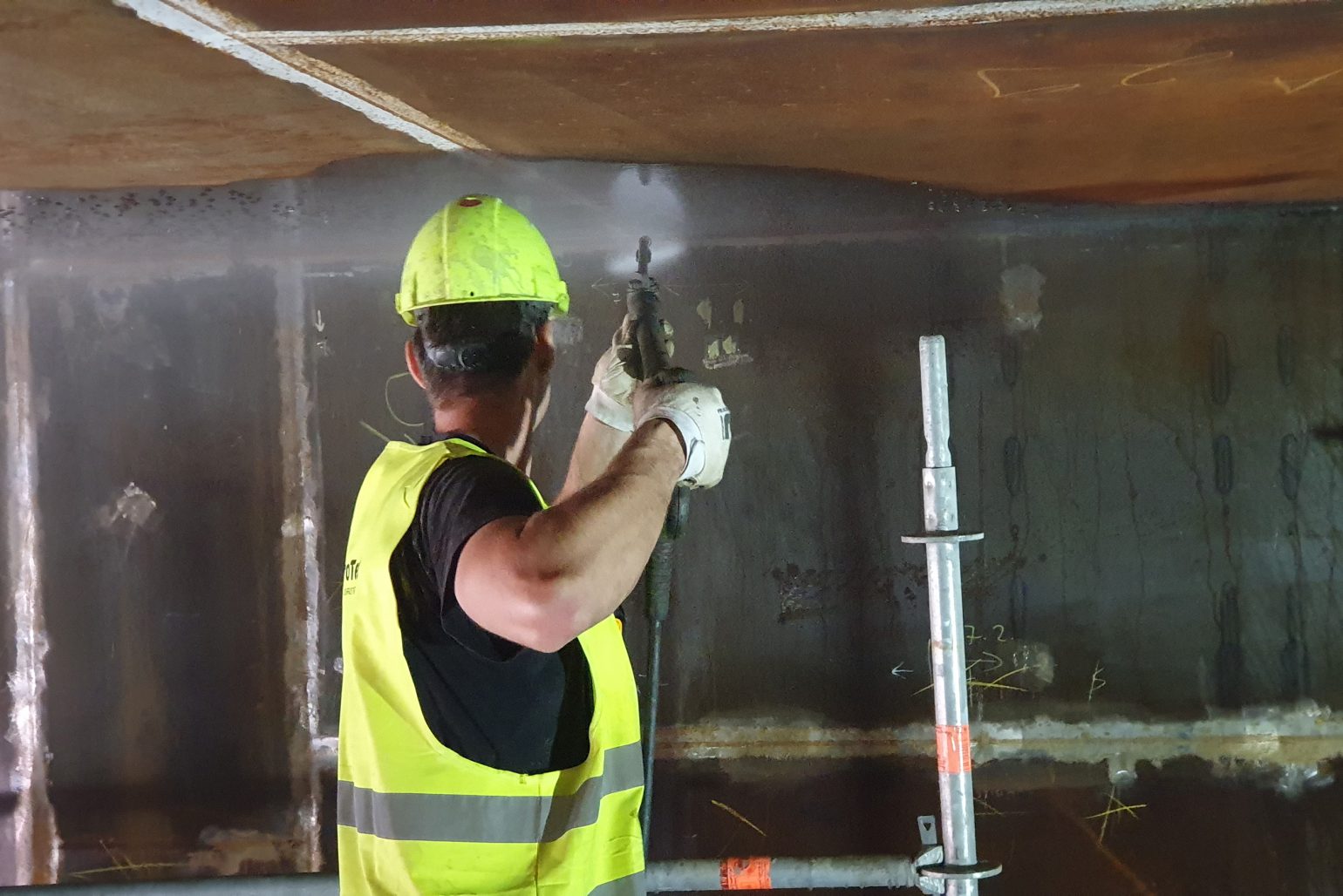 Surface preparation and cleaning - Corrotech Engineering