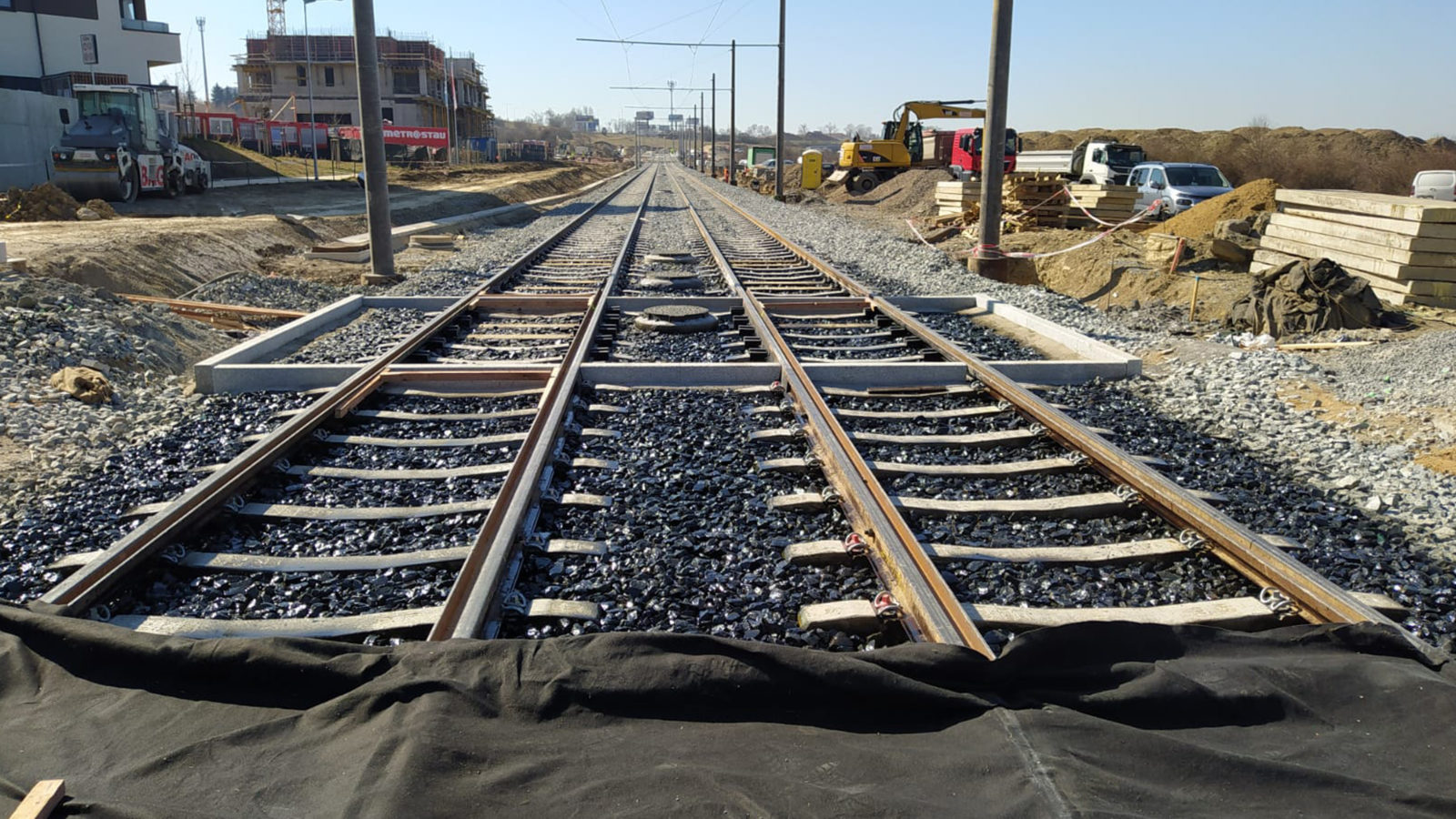 Resin reinforcement of gravel subgrades of rail routes - Corrotech ...