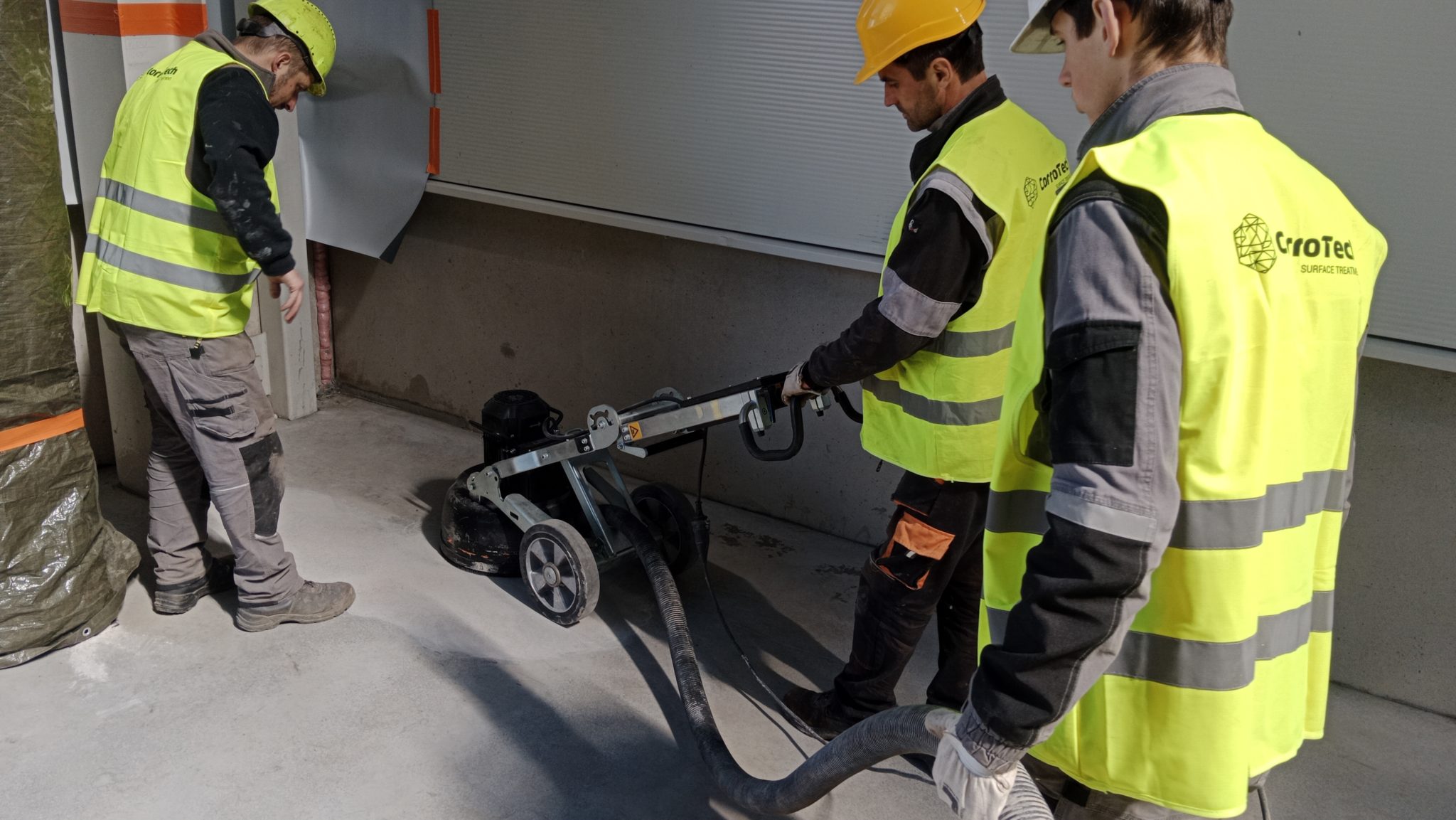 Electrical insulation and corrosion protection of steel beams and ...