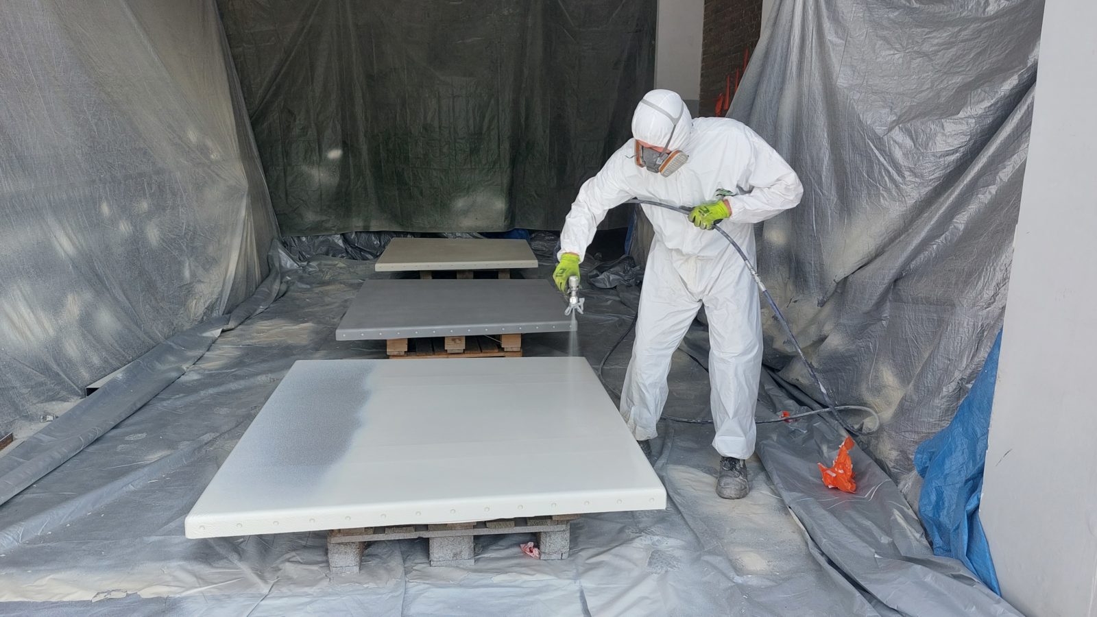 Corrosion protection of internal surfaces of heat exchanger components ...